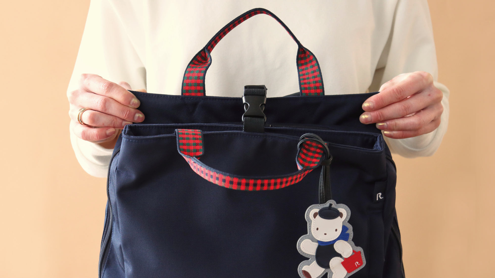 〈familiar × ROOTOTE〉リュックとしても使える2wayトートが新登場！ | ROOTOTE(ルートート)