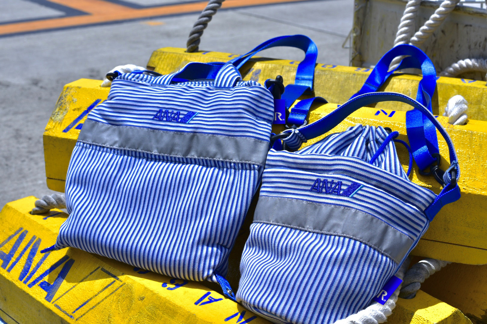 【ANA×ROOTOTE】グランドハンドリングスタッフの制服シャツをアップサイクルしたミニトートを販売開始 | ROOTOTE(ルートート)